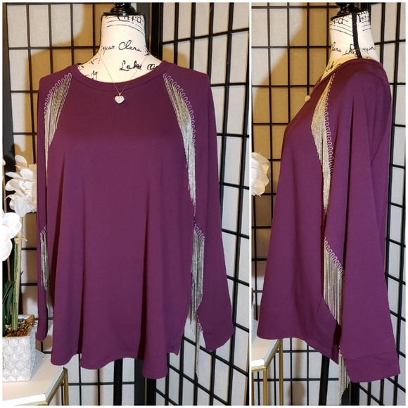 Simply Emma | Tops | New Simply Emma Long Sleeve Chain Link Deco Top ...